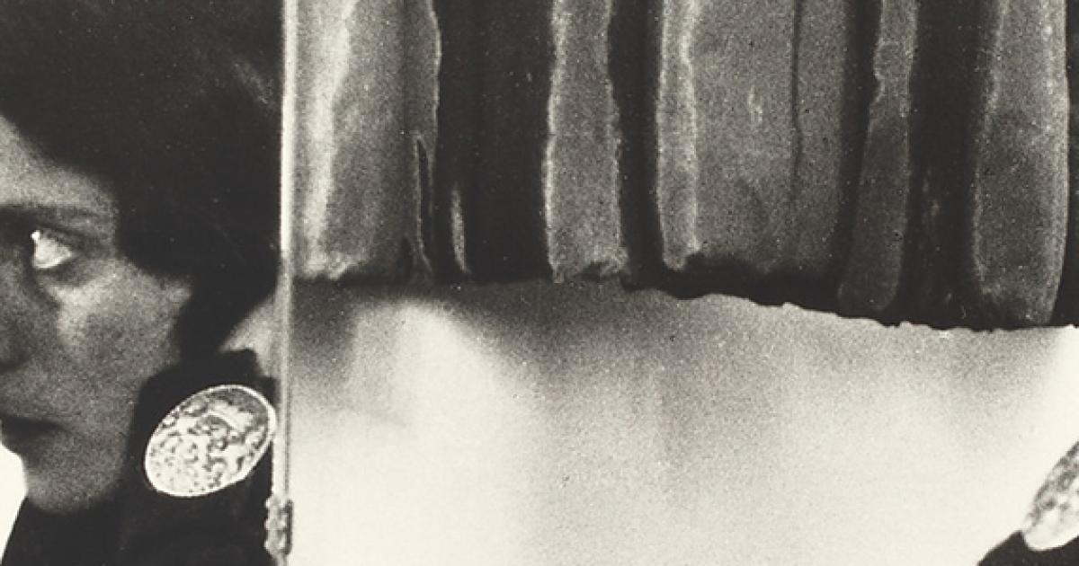 The Serial Portrait: Photography and Identity in the Last One Hundred ...